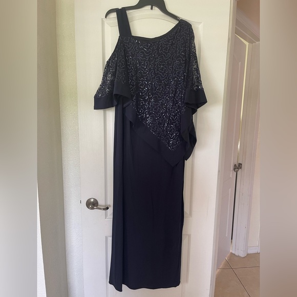R & M Richards | Dresses | R M Richards Long Gown | Poshmark
